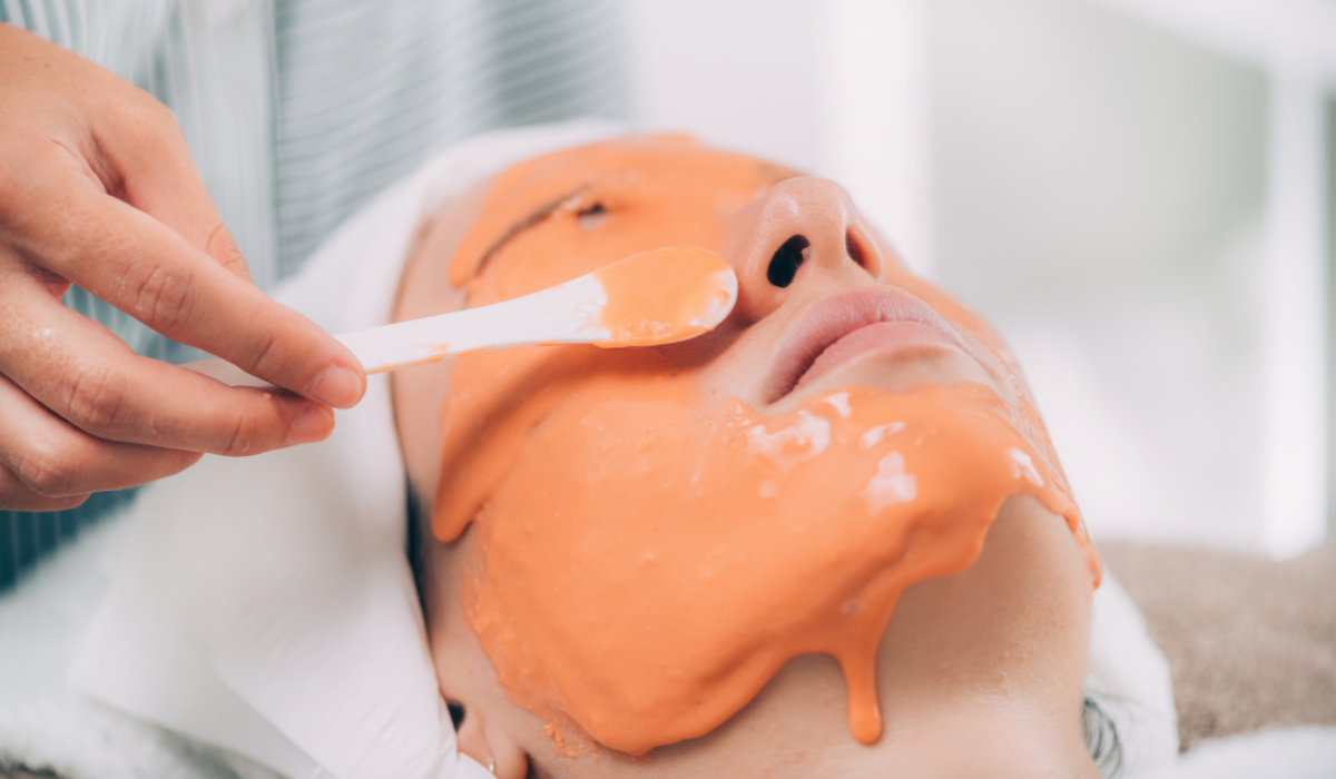 What Is A Jelly Mask Facial & What Do Jelly Masks Do? - Clearly Glowing